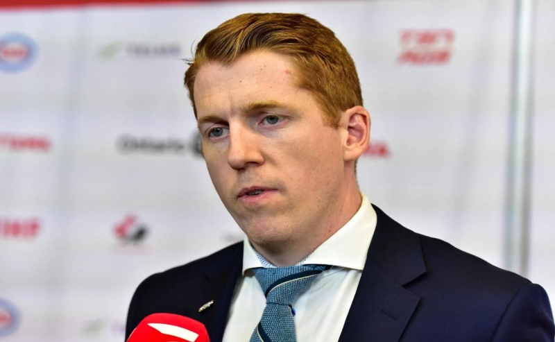 Maple Leafs coaching search takes unexpected turn as NHL insiders shut ...