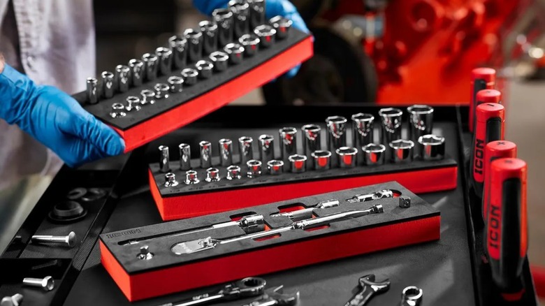 How does this Harbor Freight Icon socket set compare to Snap-On?