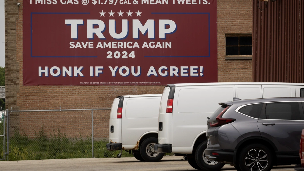 Trump distances from Vance as GOP faces internal rifts