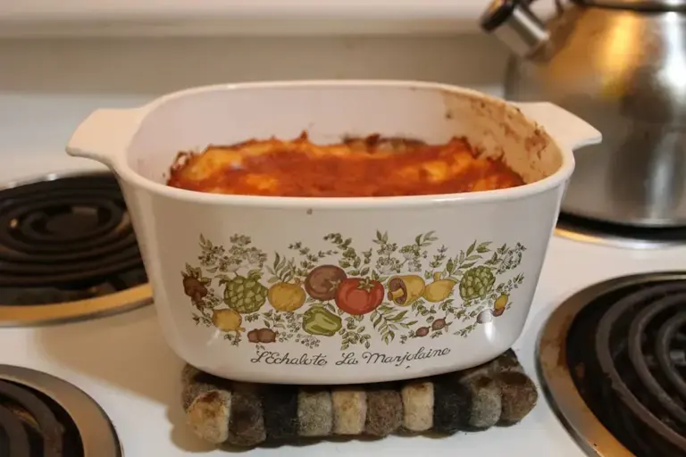 6 vintage kitchen collectibles food lovers still pay big money for
