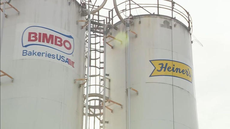 Small fire reported Monday morning at Huntington bakery