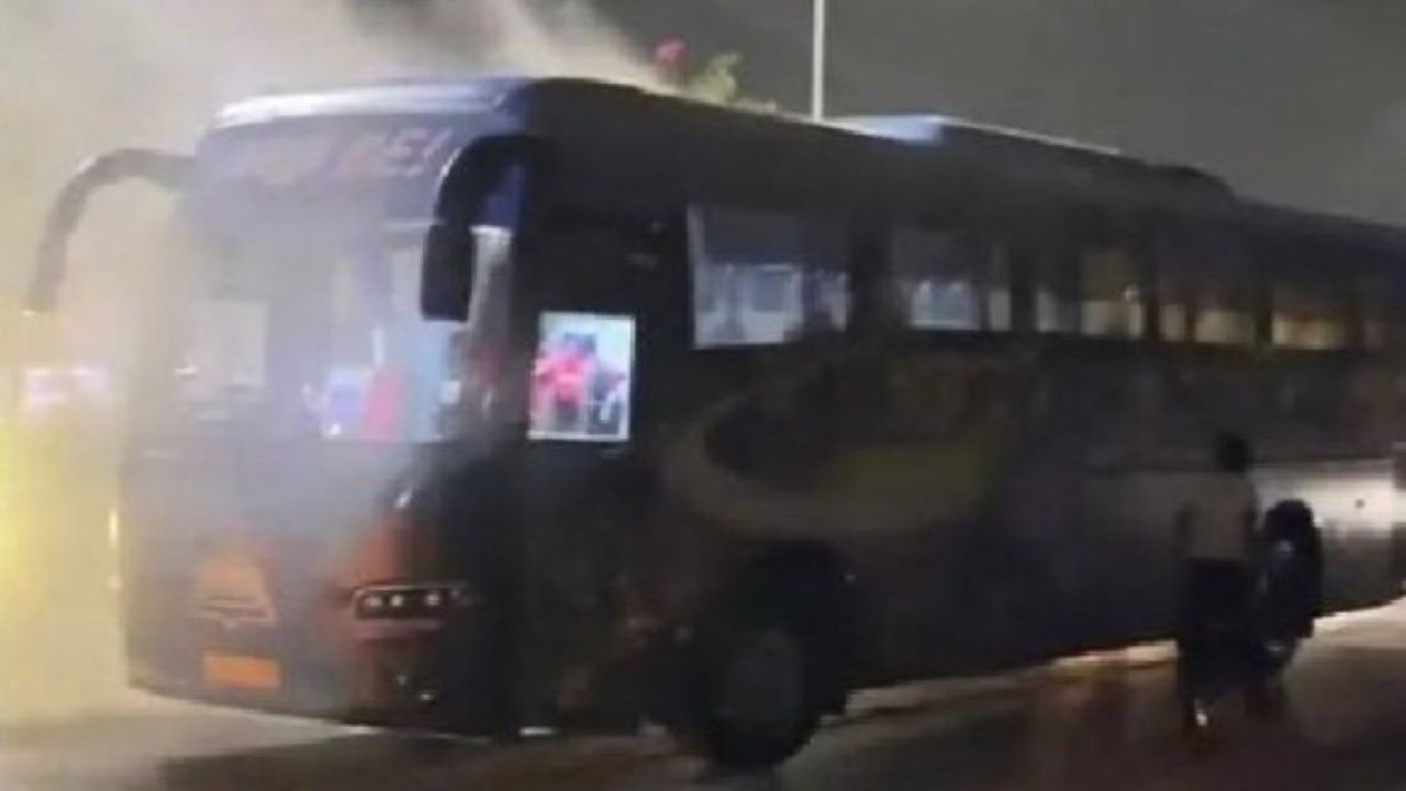 RCB vs GT, IPL 2026 final: Gujarat Titans avoid major scare as bus ...
