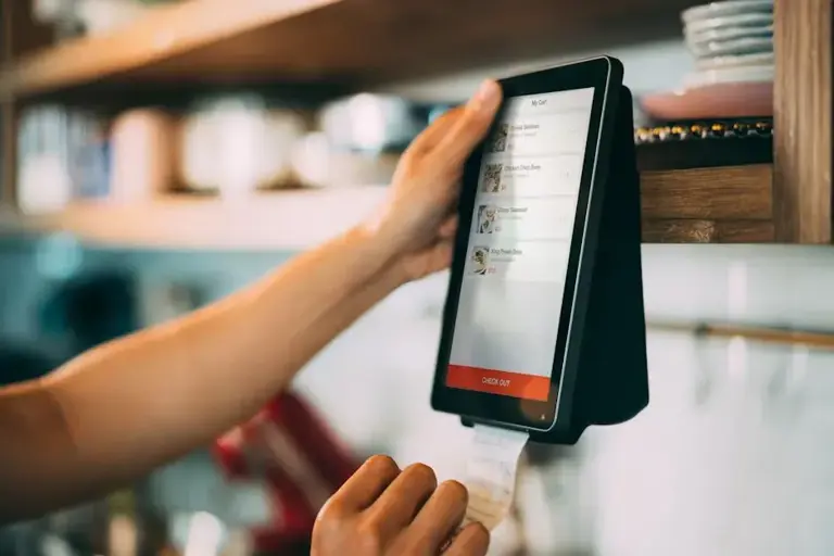 The tip-screen tension: Why 20% is no longer the standard (and who's ...