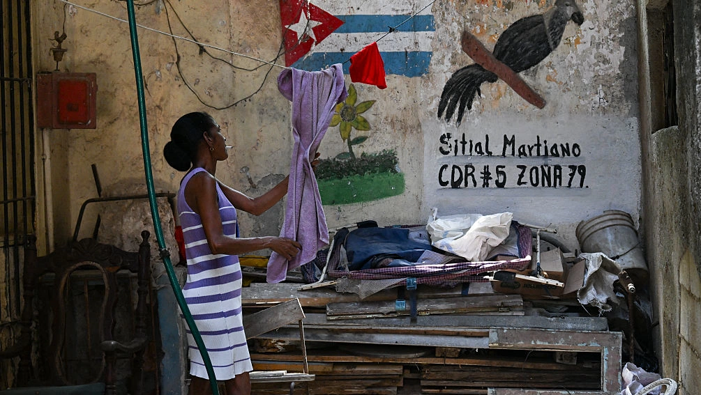 US and Cuban military chiefs hold rare Guantanamo Bay talks amid standoff