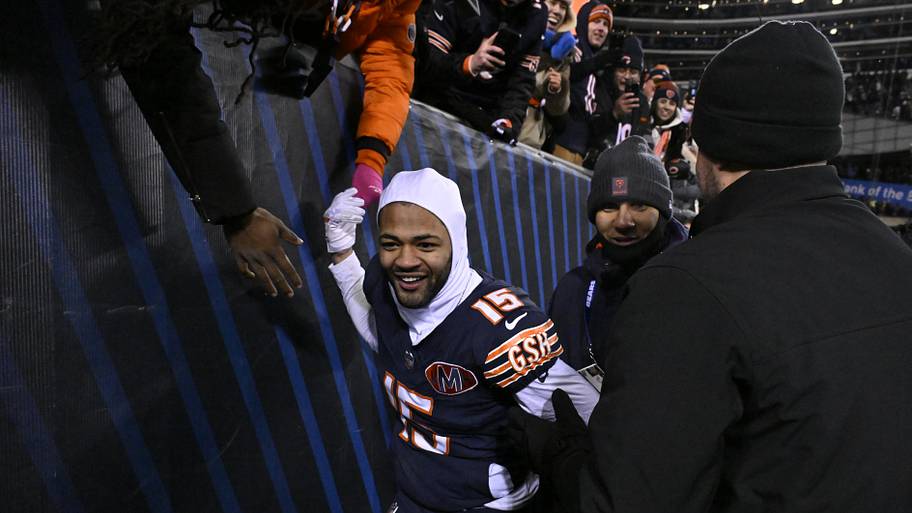 DJ Moore's Bills 'growing pains' put more heat on Bears' young WR bet