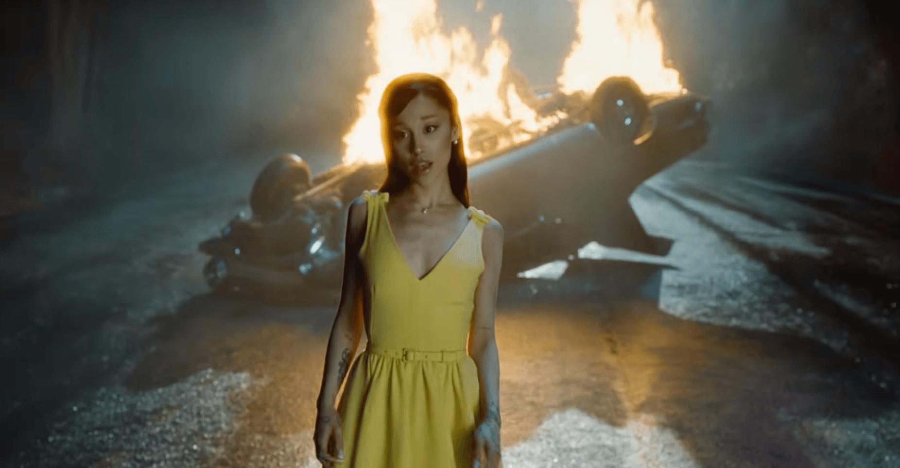 Watch Justin Long dig his own grave in Ariana Grande’s new video