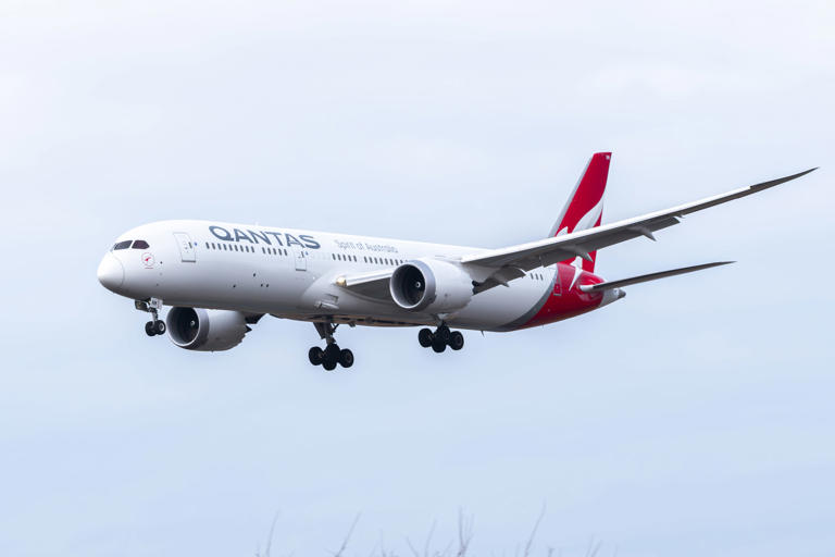 Qantas frequent flyer removed from list of American Express transfer ...