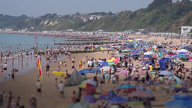 Girl dies and boy missing as heatwave water death toll reaches at least 15