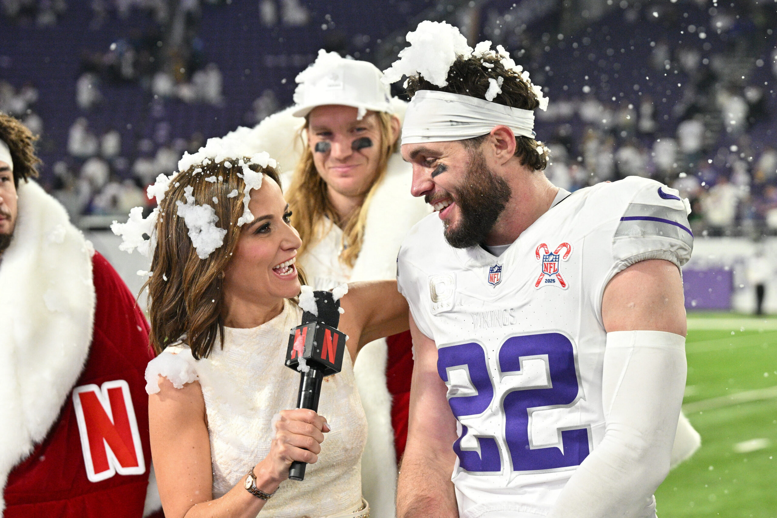 Patriots’ coach Vrabel returns from counseling with 3-word family update