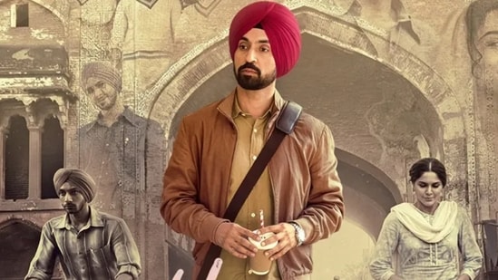 Diljit Dosanjh surprises Toronto fans with Main Vaapas Aaunga trailer ...
