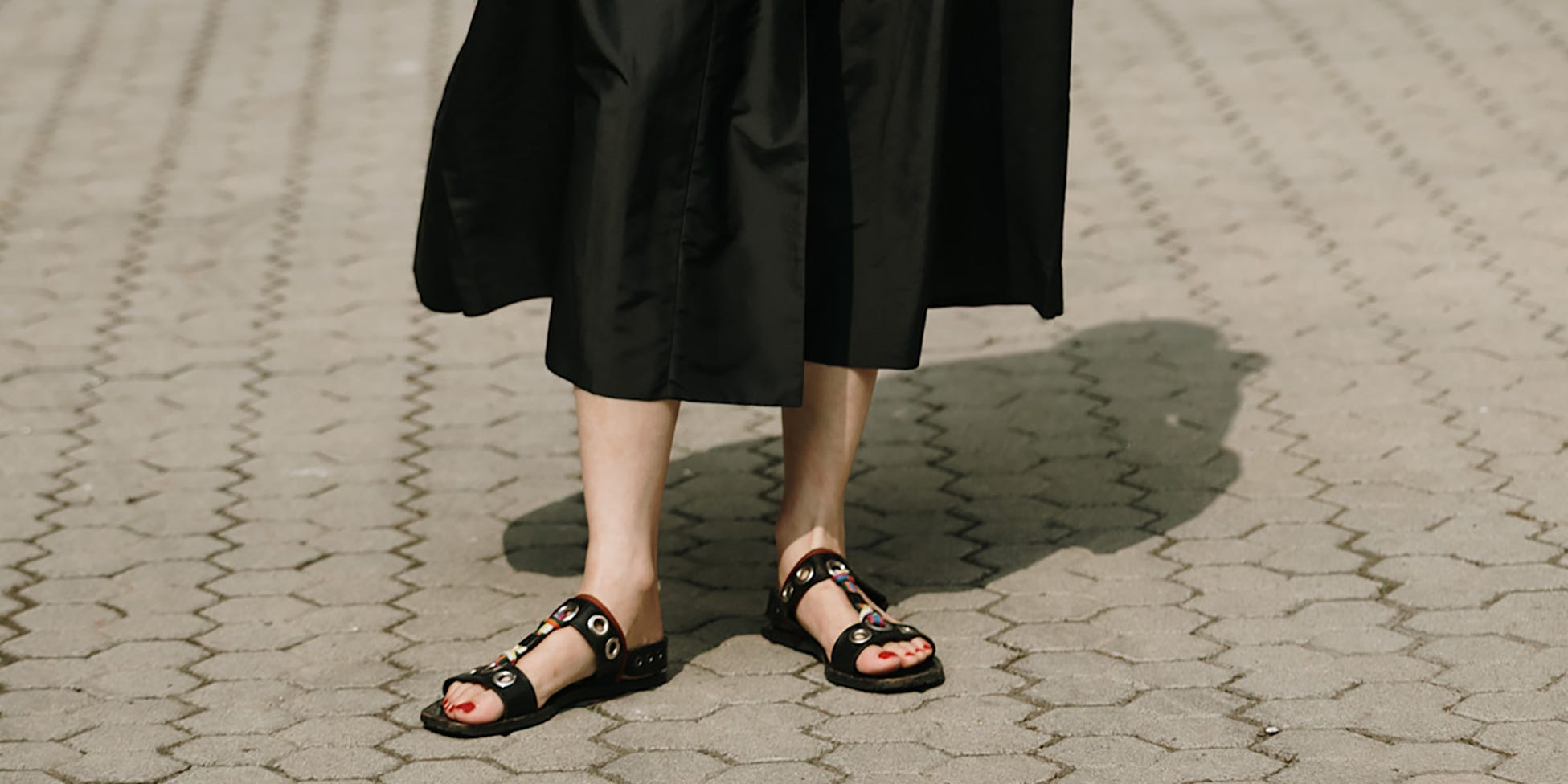 From candy apple red to 'soft French', 5 new pedicure trends to try ...
