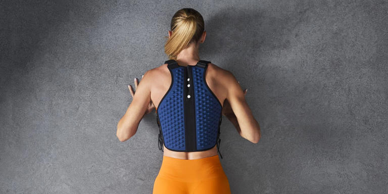 A fitness writer tested the Omorpho G-Vest Icon for a month—here’s her ...