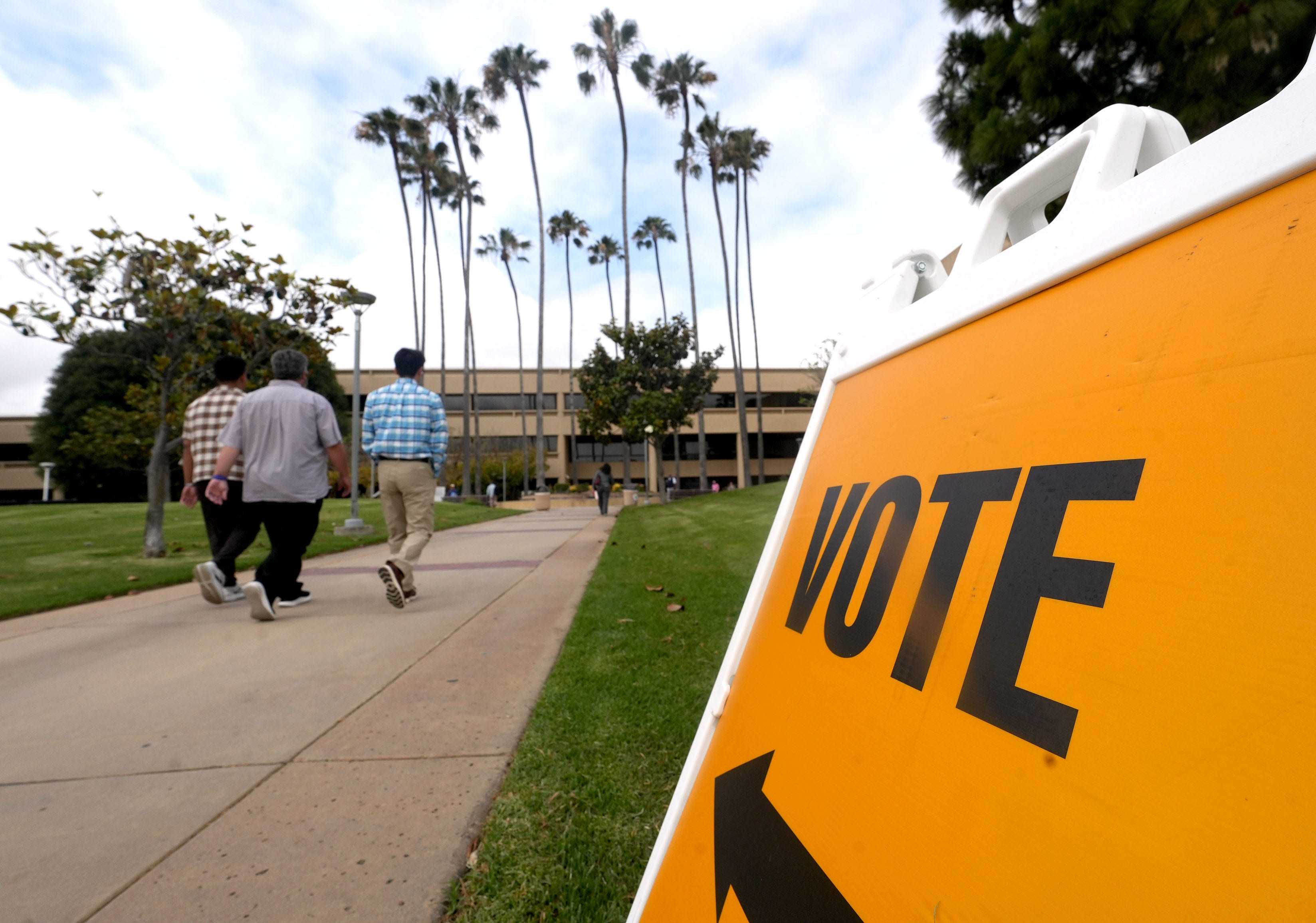 Here's how many local voters cast a ballot before Election Day
