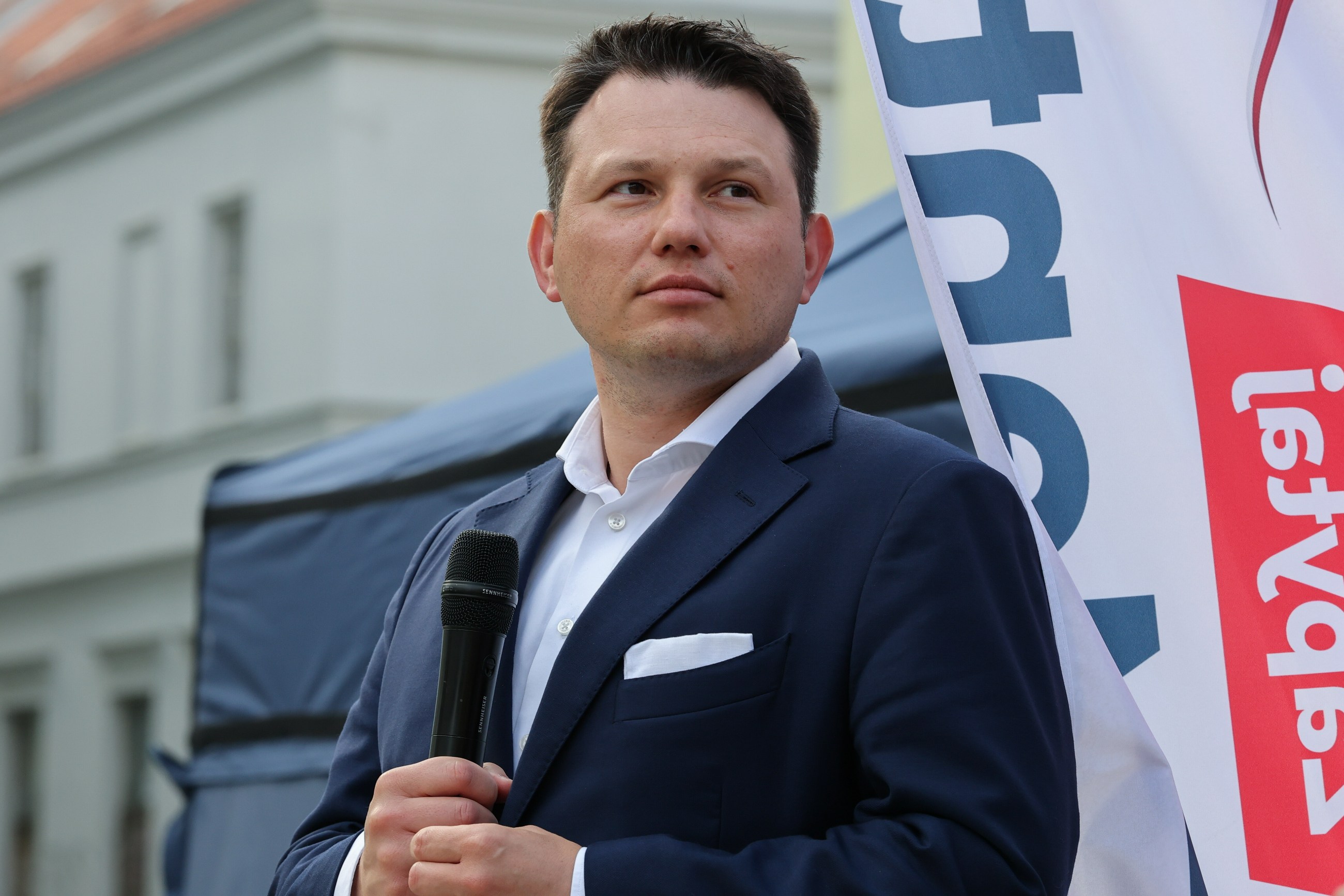 Mentzen zakpił z Cienkowskiej. "Zapraszam na darmowy spacer ...