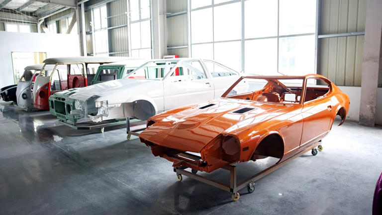 China is stamping brand-new bodies for classics like the Mustang, Land ...