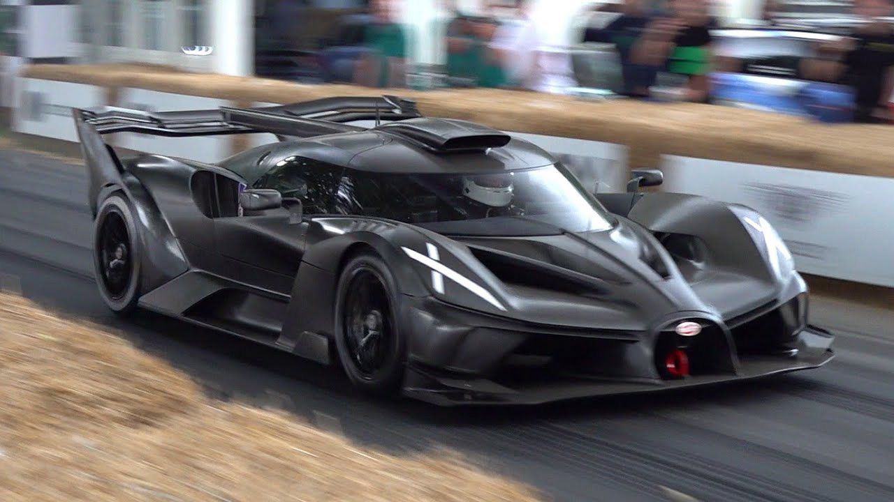 Bugatti Bolide and Valkyrie AMR Pro attack Goodwood