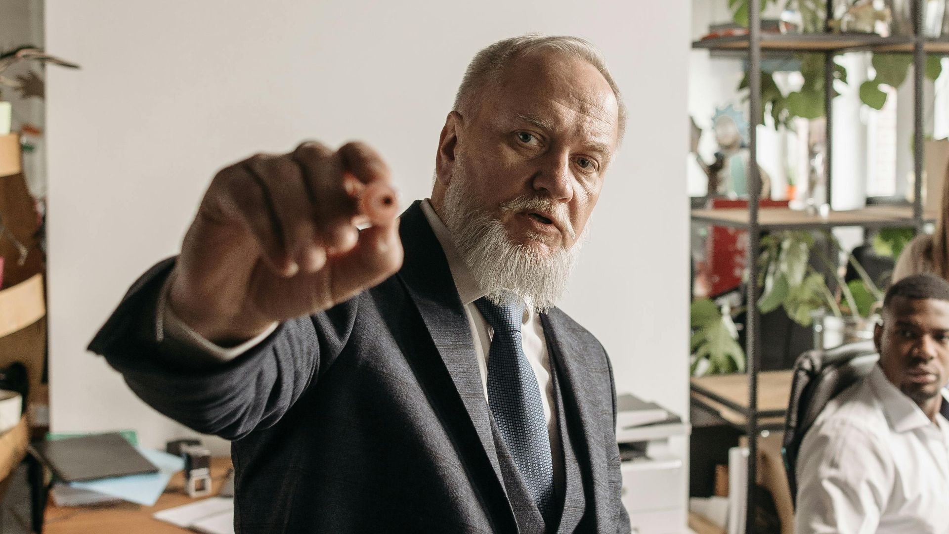 20 little jobs you can take on during retirement to stay busy