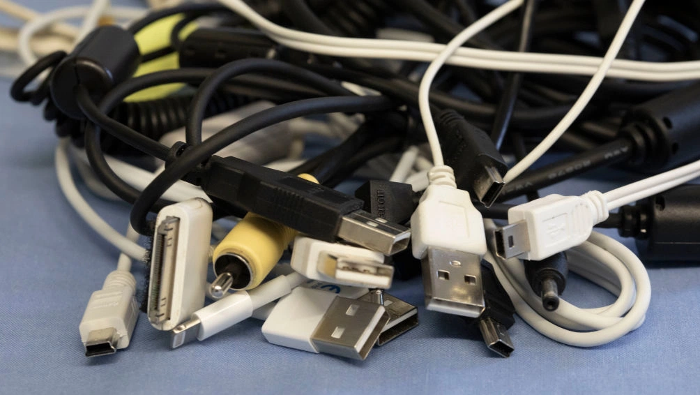 8 common household items that cause clutter