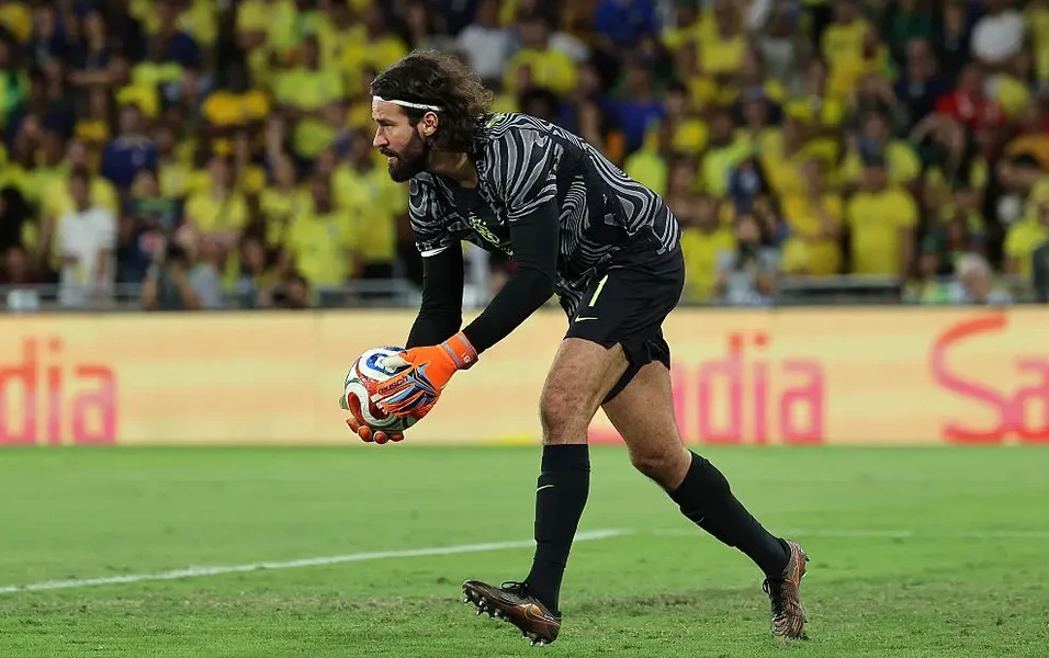 Alisson responds to boos despite Brazil's 6-2 win over Panama