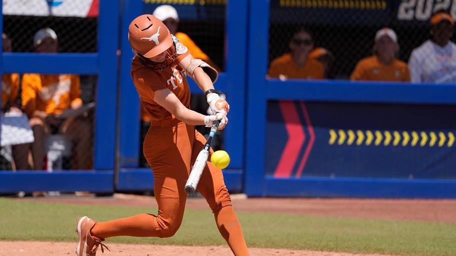 Reese Atwood breaks her WCWS batting curse and propels Texas back to ...