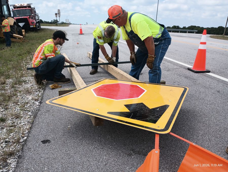 SE Kansas intersection to become four-way stop after crash surge