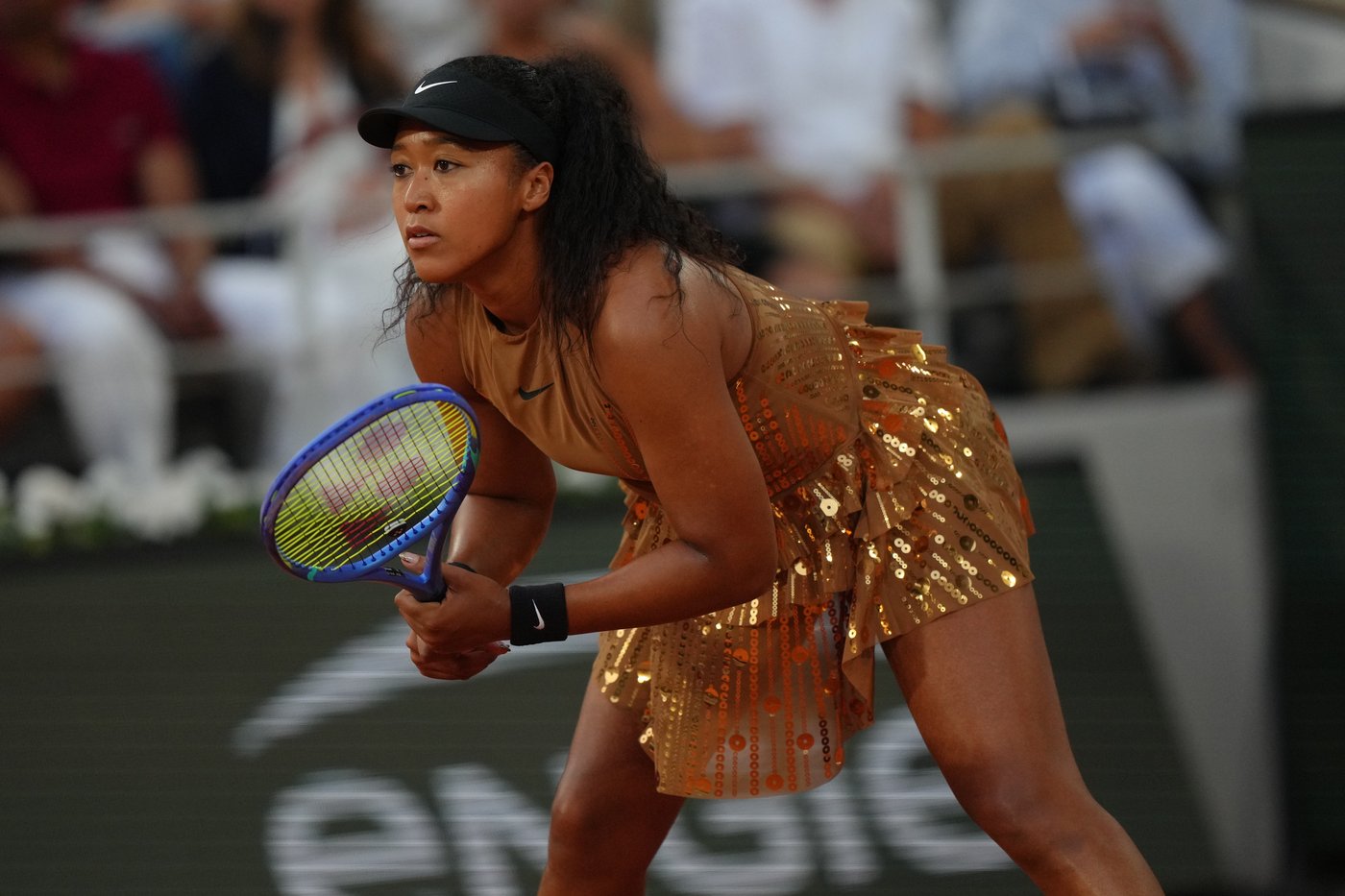Aryna Sabalenka ends Naomi Osaka's fashion show in Paris and advances ...