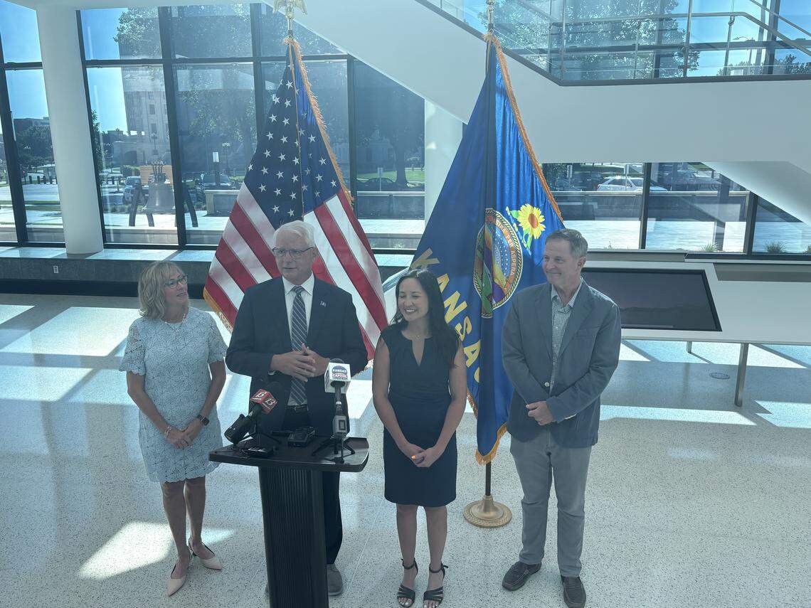 Overland Park mayor met with Kelly before launching campaign for KS ...