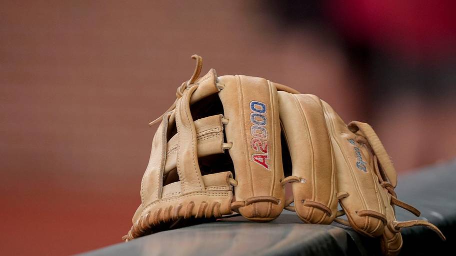 Minnesota high school baseball section tournament brackets, scores - June 1