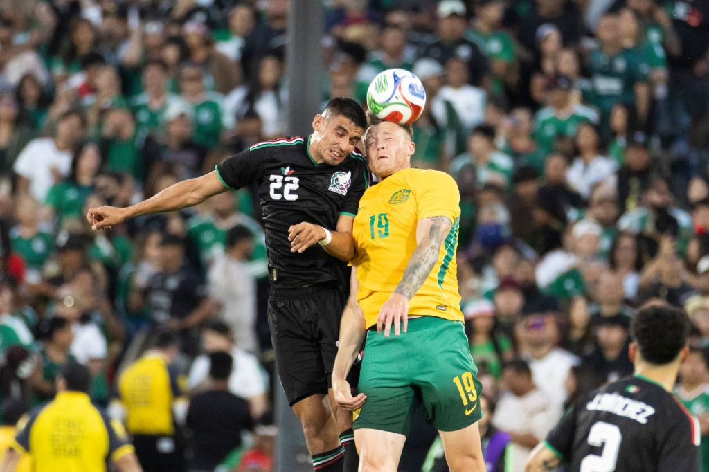 Mexico-Australia friendly spoiled by wild fan brawl at Rose Bowl