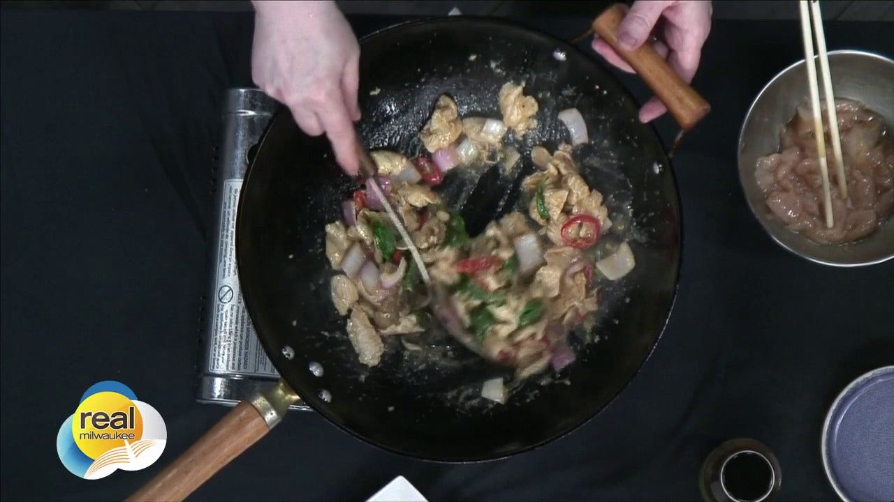 Recipe: Basil chicken stir fry