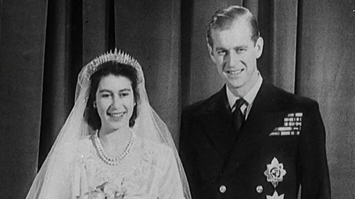 Queen Elizabeth's mother 'preferred' she marry an 'English aristocrat ...