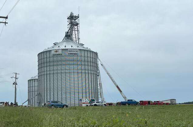 1 dies, 2 rescued from grain bin in Wabash Co.