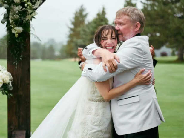 Heather McComb marries Scott Michael Campbell: Inside the Montana ...