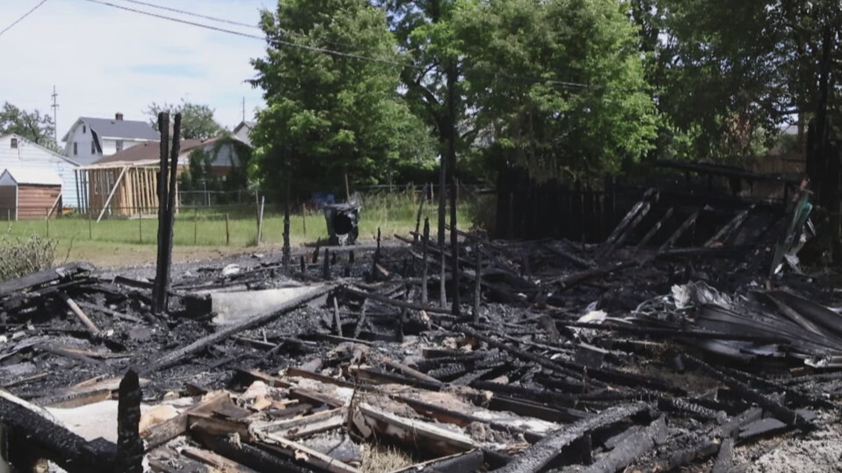 House collapses, considered total loss after early morning fire in ...