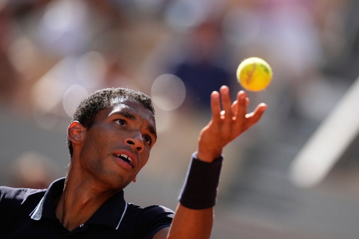 Canada's Auger-Aliassime into quarterfinals of wide-open men's French ...