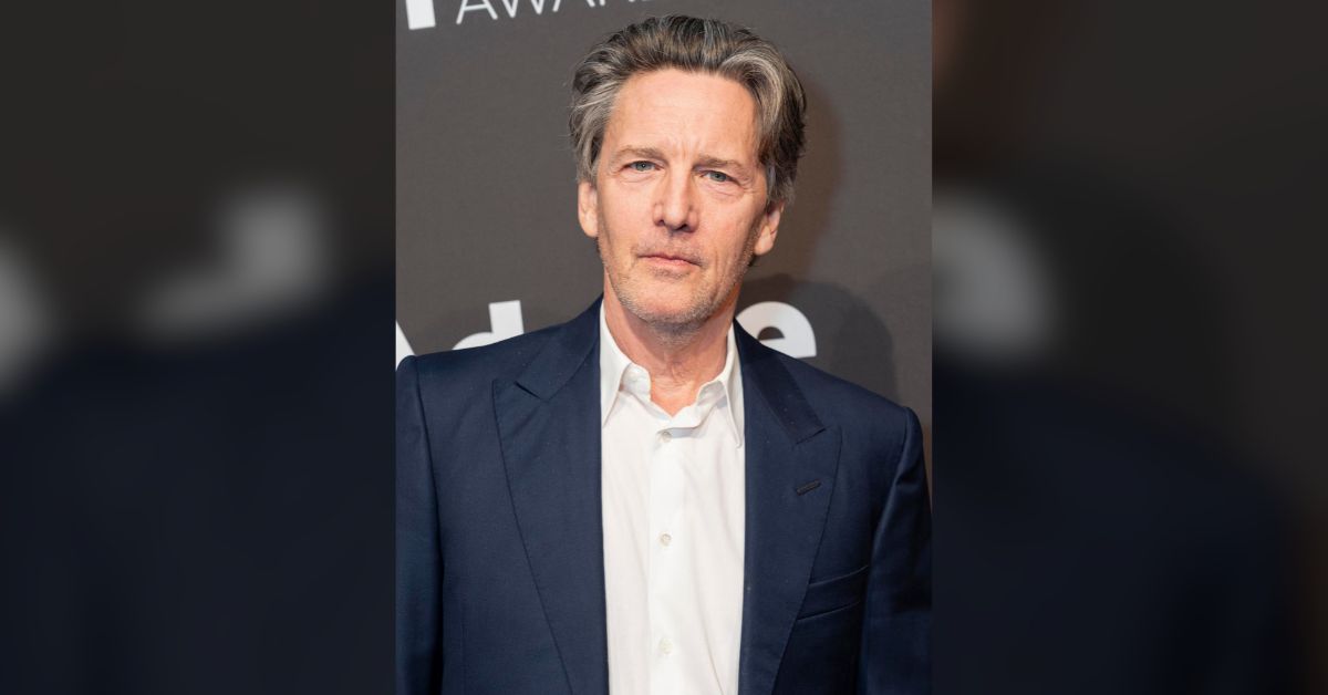 Andrew McCarthy denies claim he made out with Liza Minnelli in the ’80s
