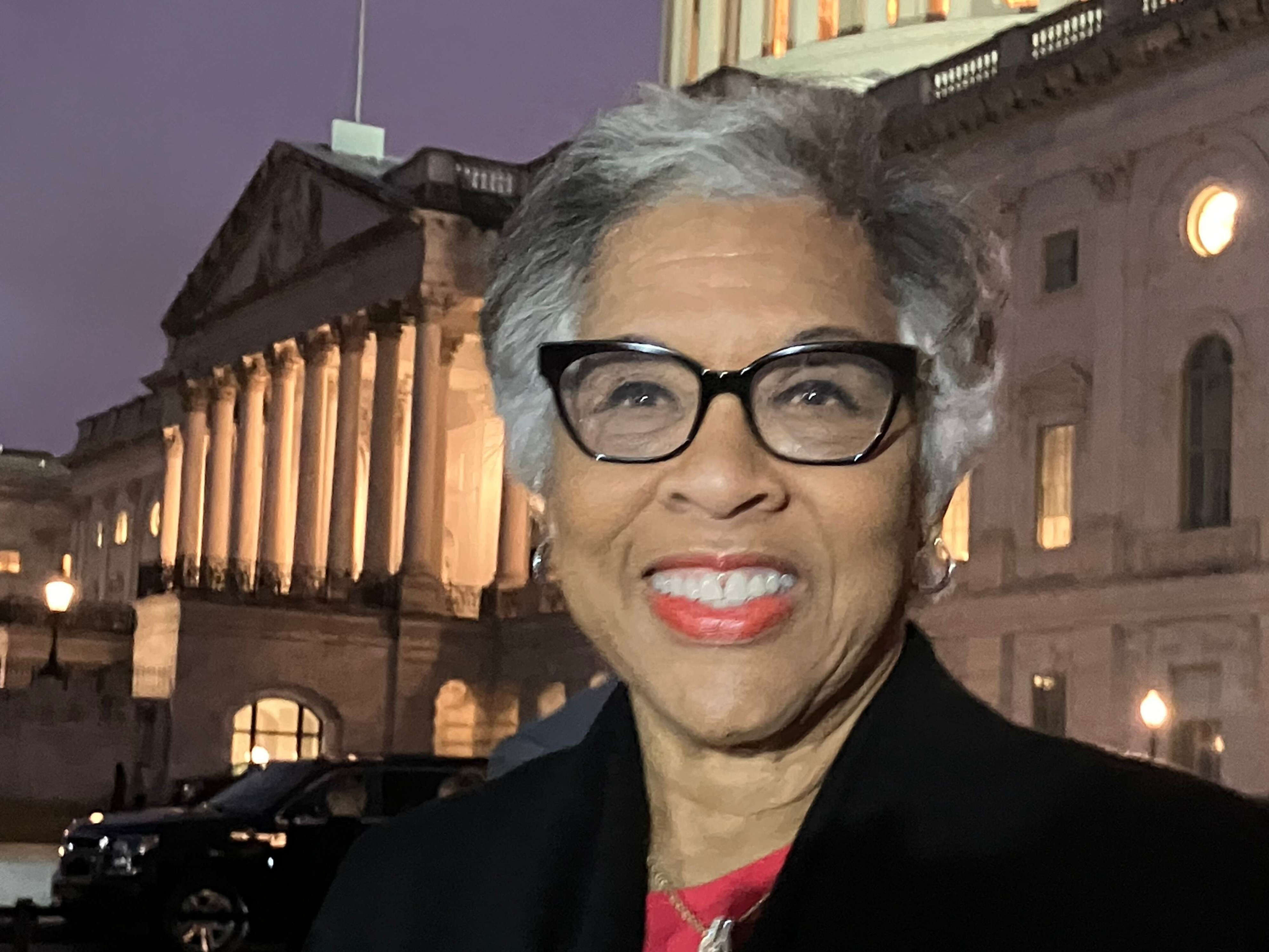 Ohio’s Joyce Beatty wins ruling forcing Trump name off Kennedy Center ...