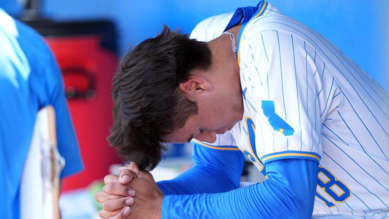 Updated NCAA baseball bracket: Super Regional matchups, schedule and more