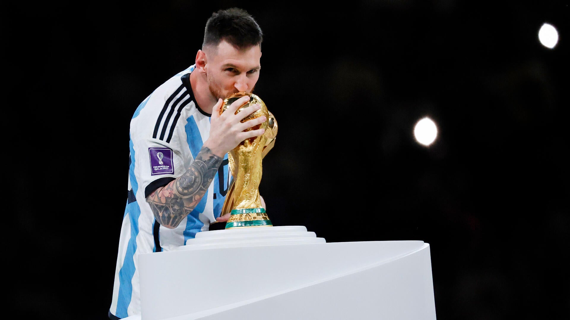 World Cup 2026 odds, futures: Argentina, Lionel Messi represent best ...