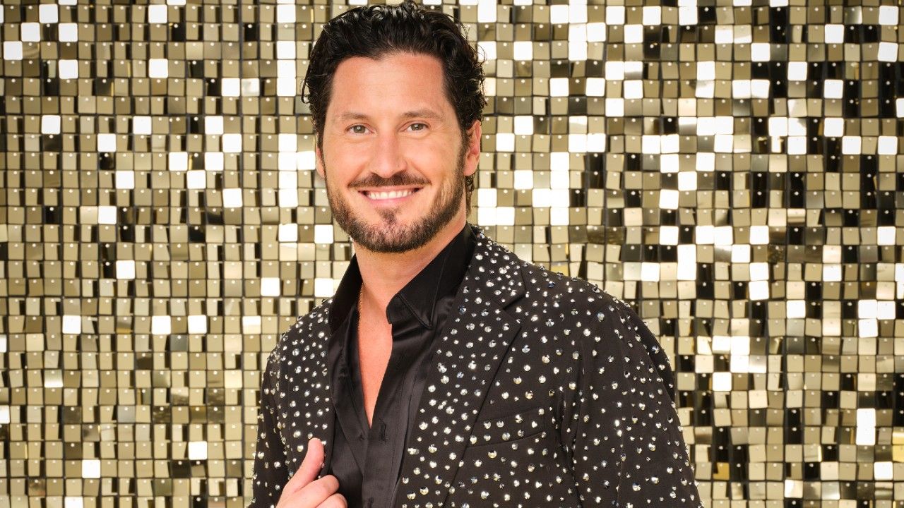 See Val Chmerkovskiy whip Traitors’ Maura Higgins into shape ahead of ...
