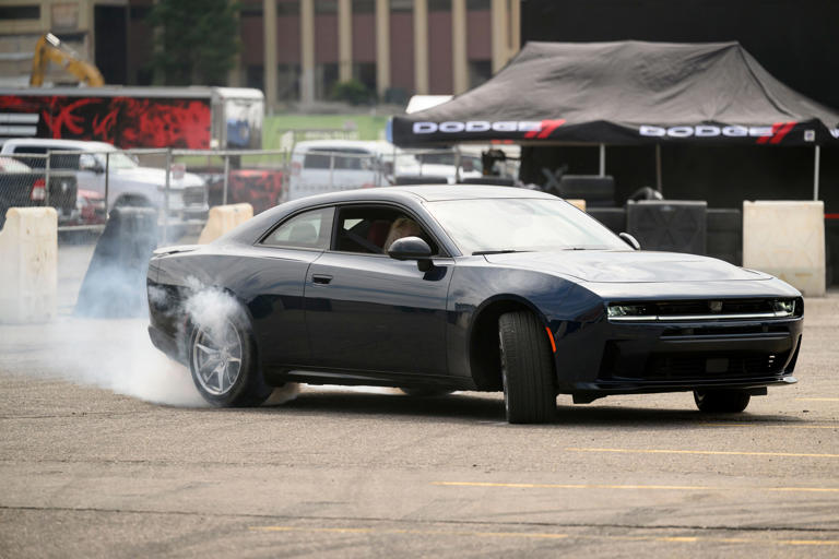 Line jumpers, tailgaters, Dodge Chargers top list of driving pet peeves