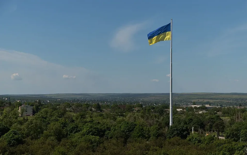 Russian business elite urge ending Ukraine war amid economic strain