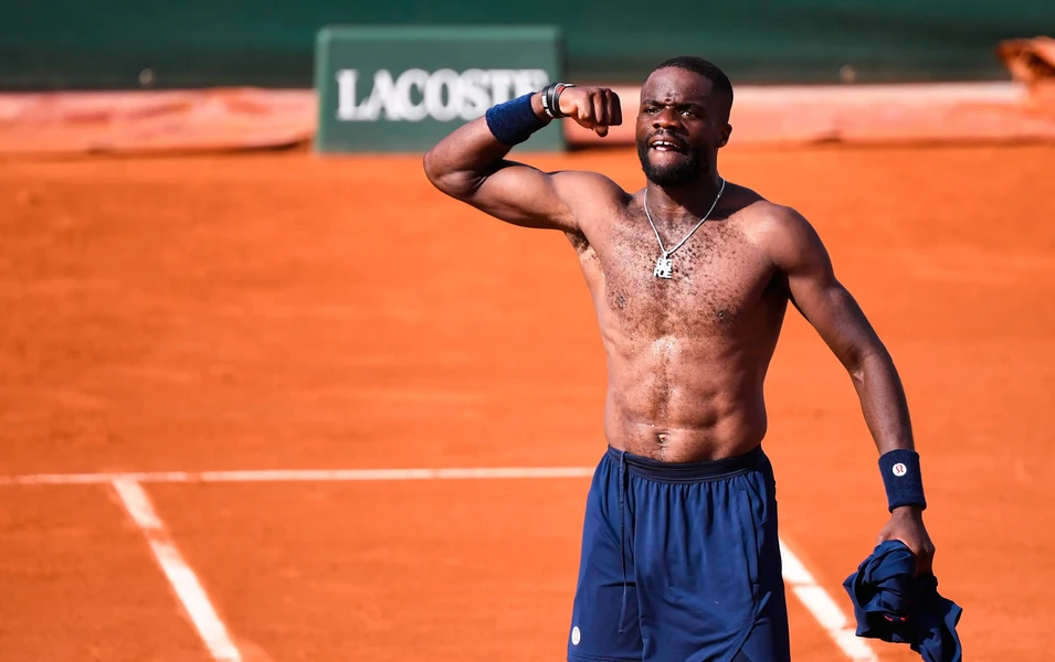Umpire steps in as Tiafoe wins heated five-setter in Paris