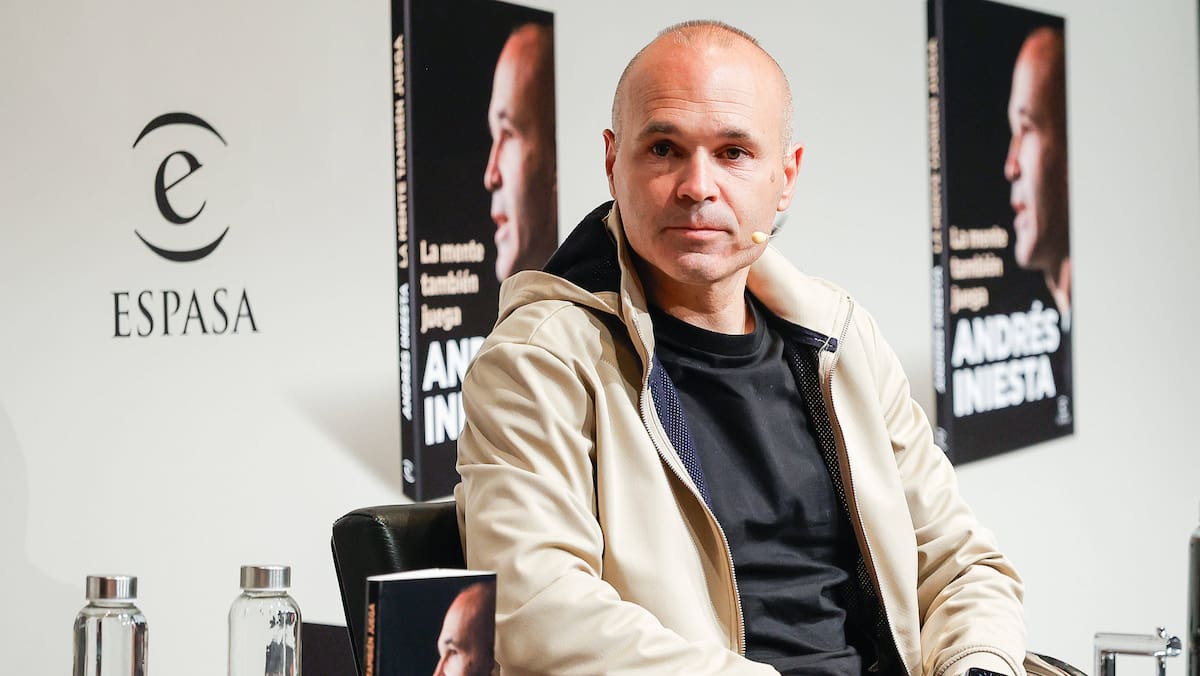 In der arabischen Zweitklassigkeit: Iniesta übernimmt ersten Trainerjob