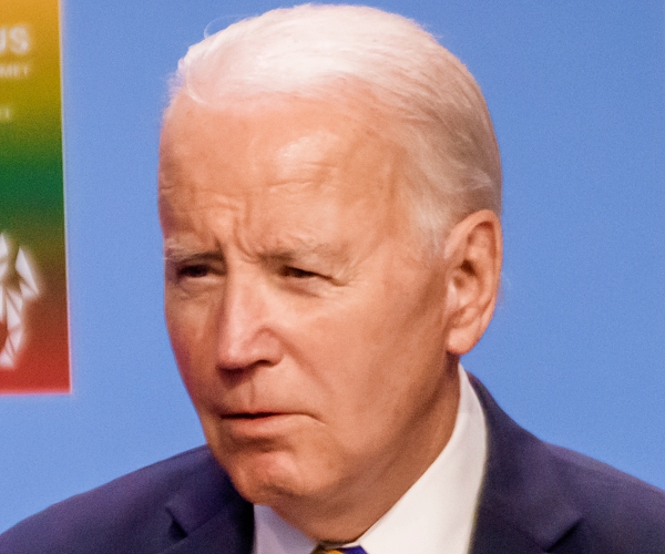 Sen. Murphy: Biden should have left race earlier