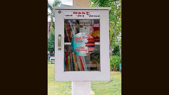 Ludhiana: New mini-book bank launched at Dugri park