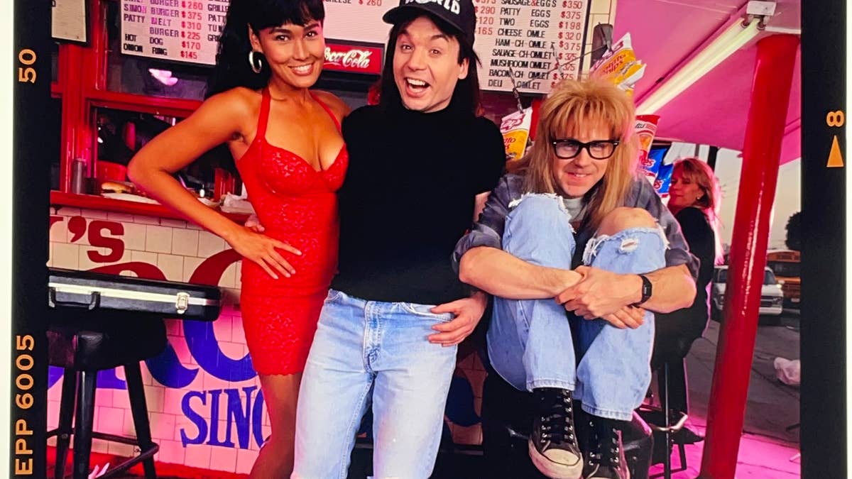 Mike Myers and Tia Carrere reunite at Canadian Screen Awards 34 years ...