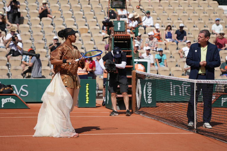 Osaka reveals latest French Open outfit for night session match