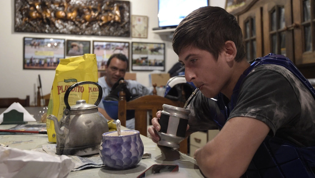 Yerba mate or green tea for your afternoon boost