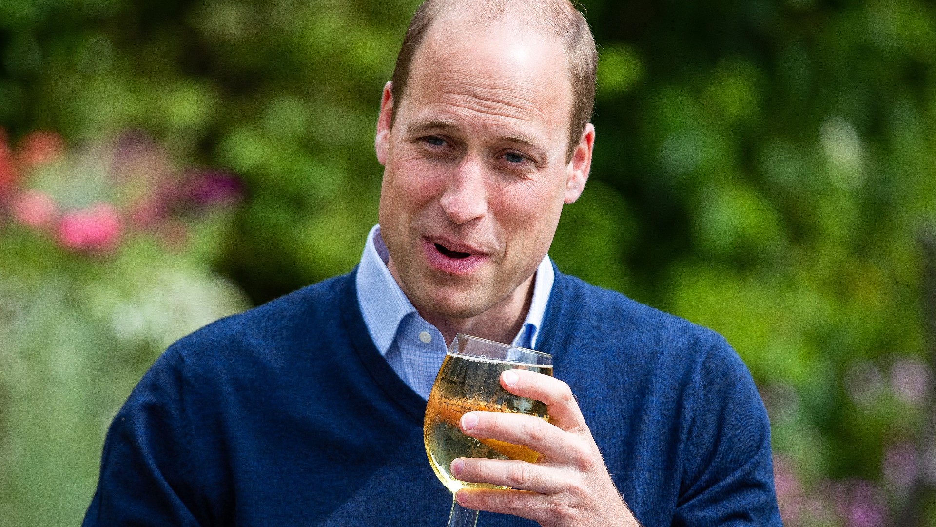 Prince William occasionally wears a 'disguise' when he goes drinking ...